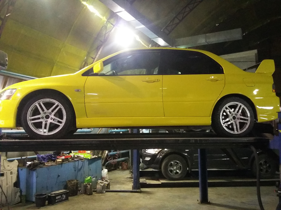 Вот так гость — Mitsubishi Lancer Ix 1 6 л 2006 года встреча