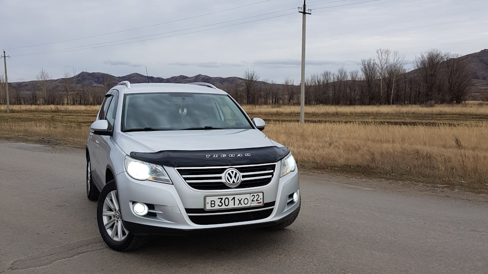 Замена колодок — Volkswagen Tiguan (1G), 2 л, 2009 года | расходники ...
