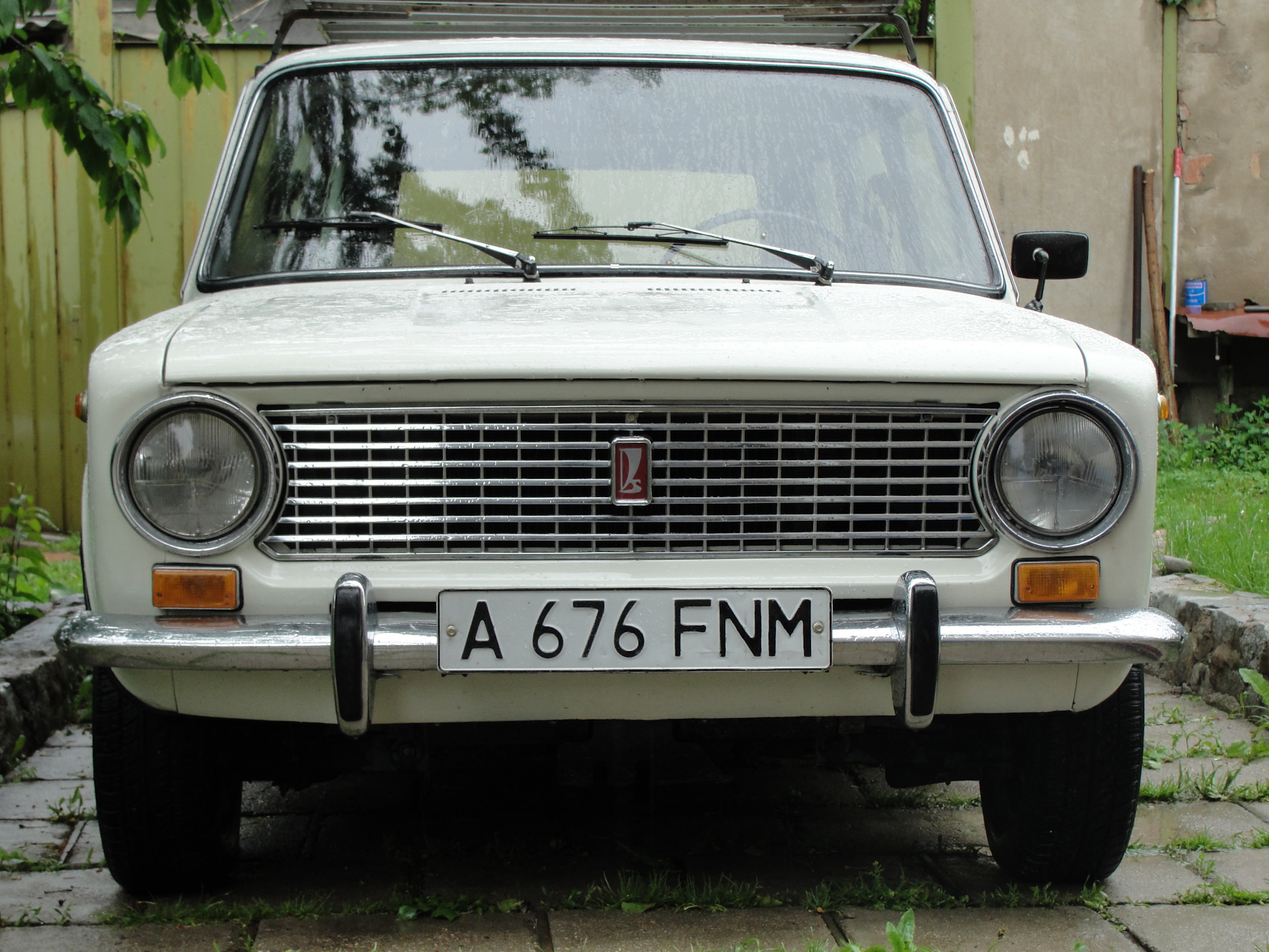Немного весенних фото после дождя. — Lada 2102, 1,2 л, 1985 года | фотография | DRIVE2