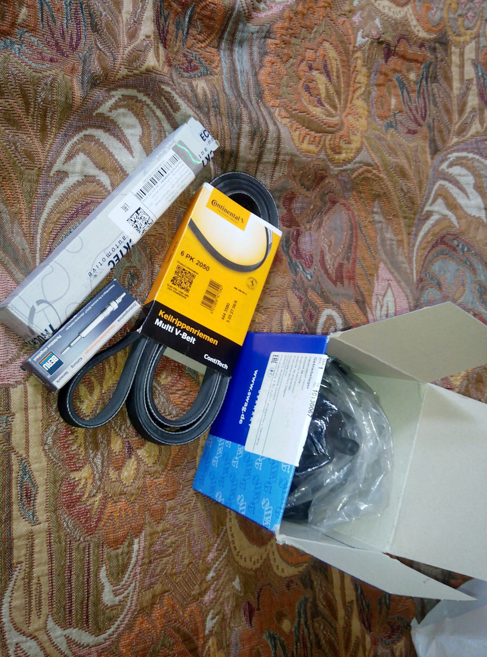 6PK2050 Ремень поликлиновой Chrysler / Daewoo / MB / Opel DAYCO ...