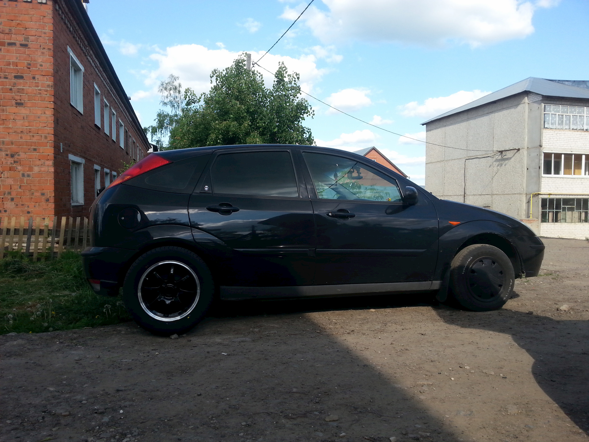 Новенькие колеса для Феди — Ford Focus Hatchback I, 1,8 л, 2004 года ...