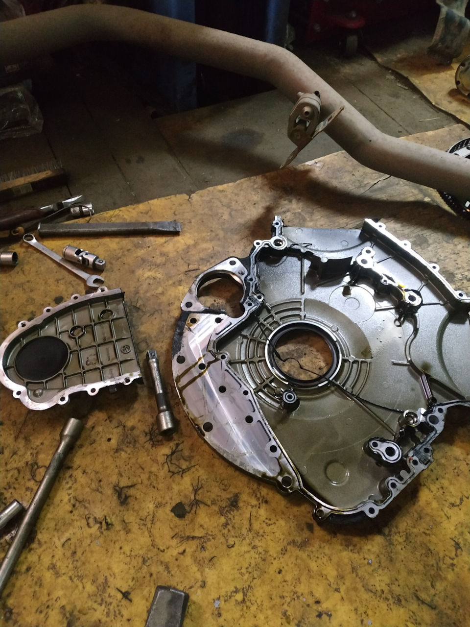 Замена комплекта цепи — Audi Q7 (1G), 3 л., 2007 года | своими руками ...