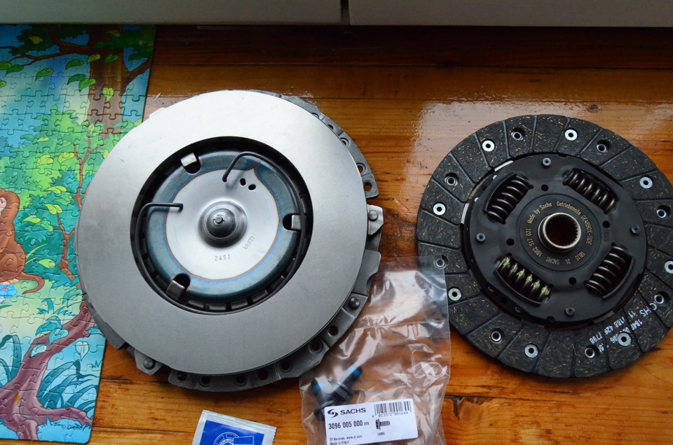 3096005000 Комплект болтов маховика SACHS | Запчасти на DRIVE2