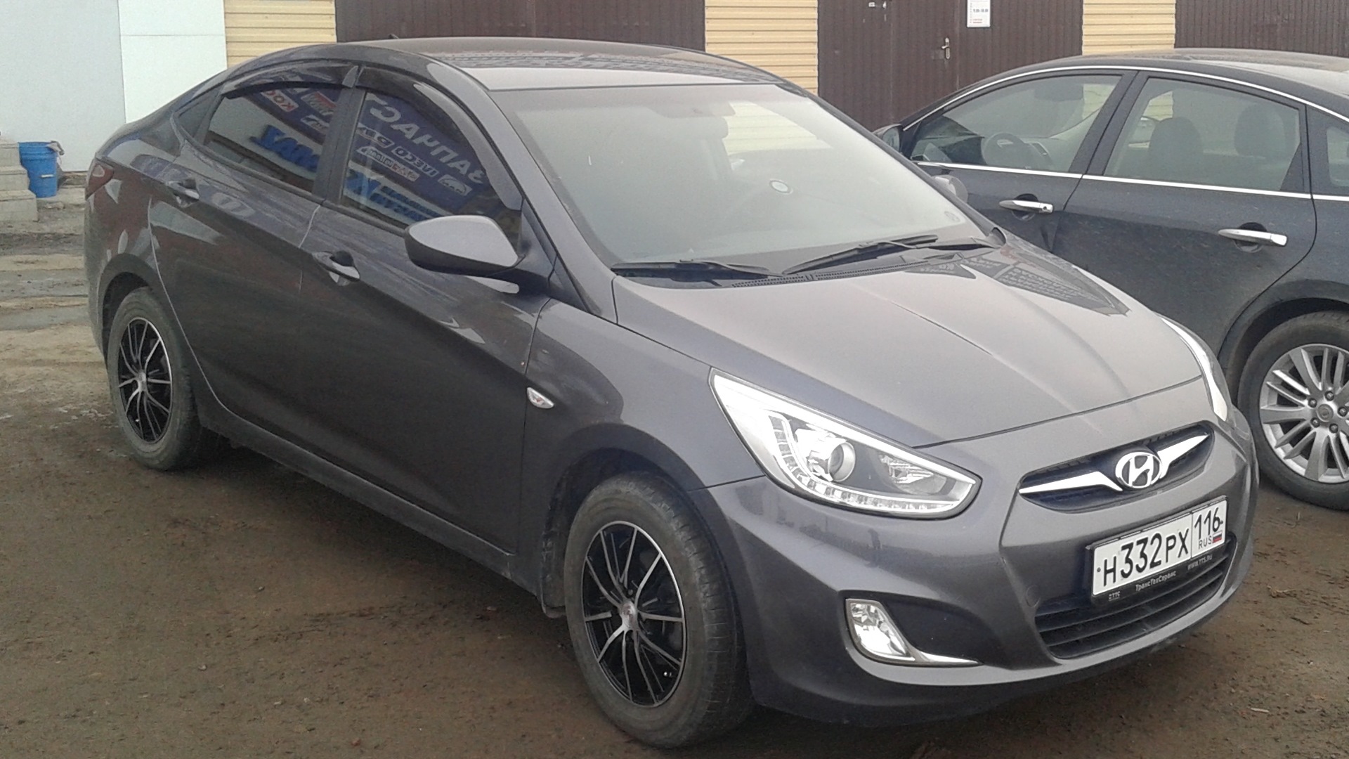 Hyundai Solaris 1.4 бензиновый 2013 | -Graphite Solik- на DRIVE2