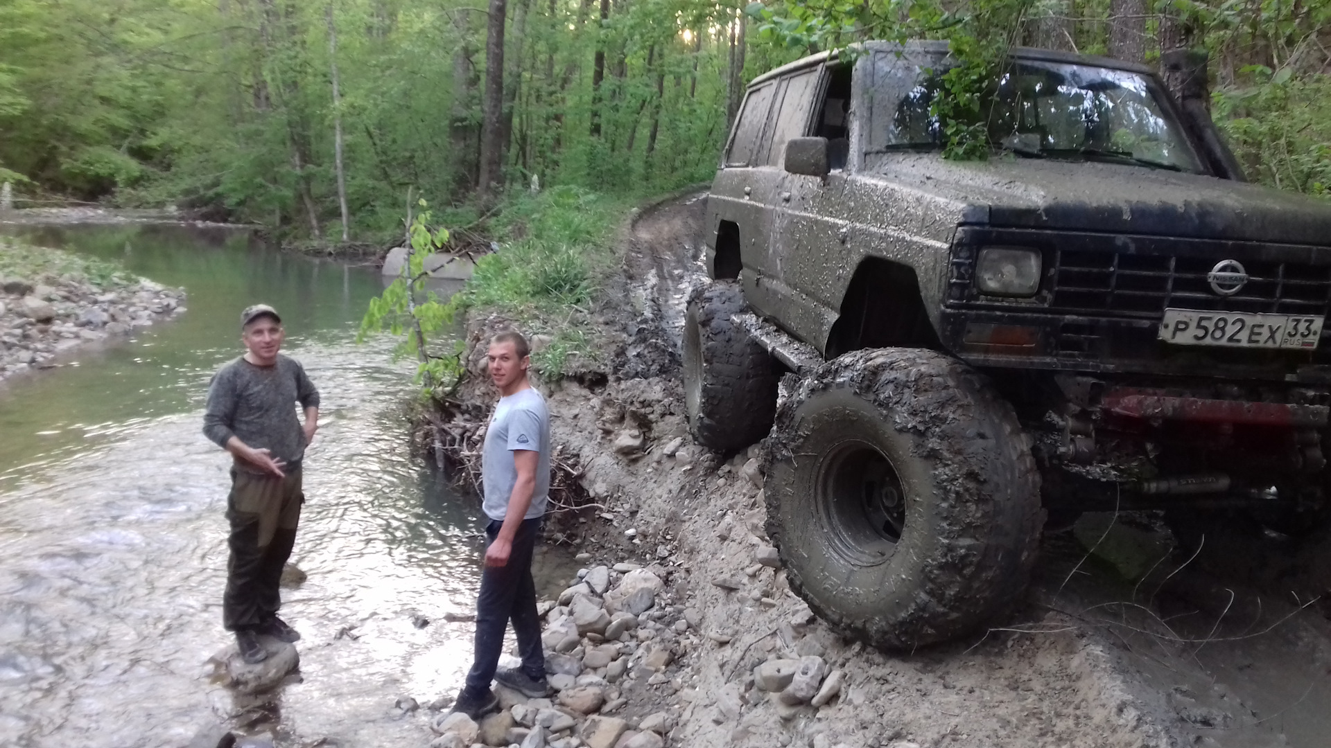 на первое мая поехали в Горячий — Nissan Patrol (W160), 3,3 л, 1985 ...