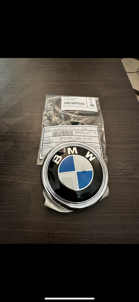 Эмблемы bmw оригинал на BMW X5 (E70), BMW X5 (F15), BMW X5 (G05), BMW ...