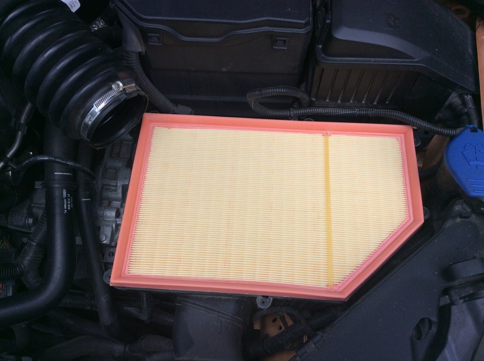 Техничка. Замена воздушного фильтра — Volvo S60 (2G), 2 л, 2012 года ...