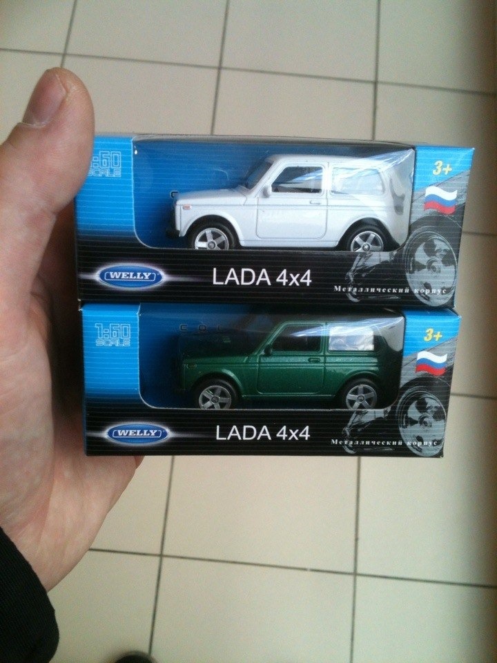 Купил две модели 1/60 буду делать брелки на ключи) — Lada 4x4 3D, 1,8 л ...