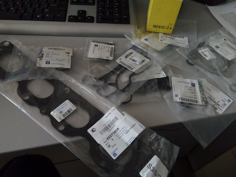 55573805 Прокладка выпускного коллектора / Chevrolet 1.6/1.8 09~ GM ...