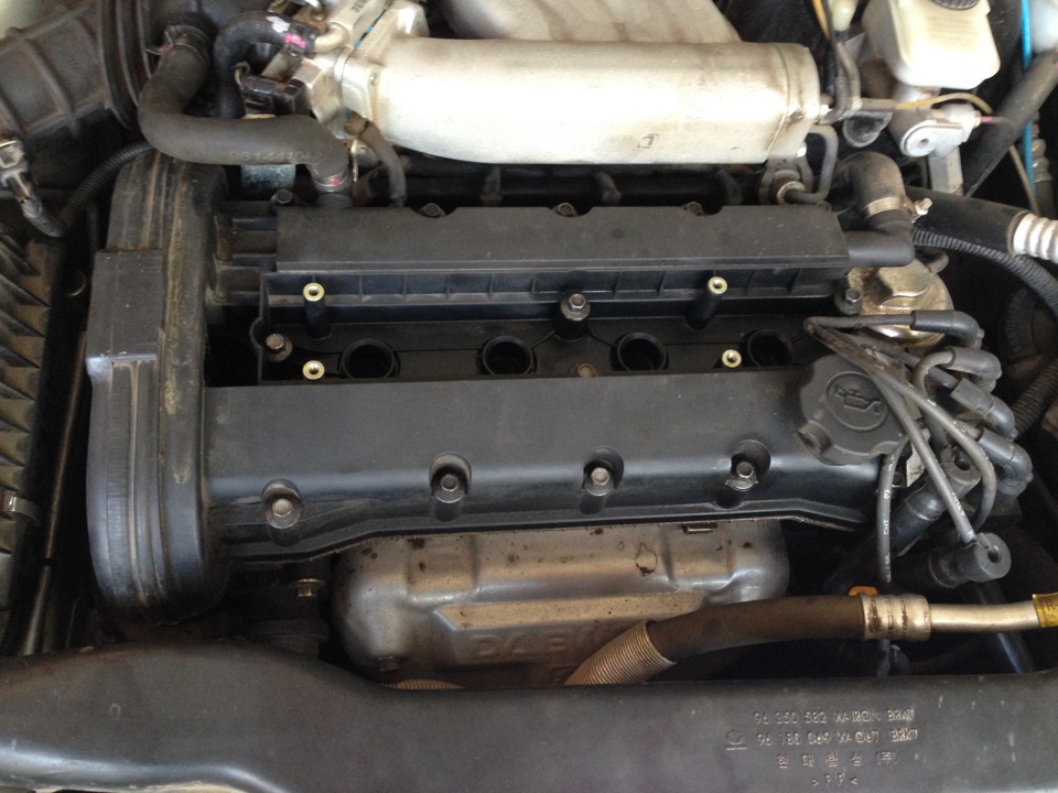 Замена прокладки клапанной крышки — Daewoo Nexia (2G), 1,5 л, 2007 года ...