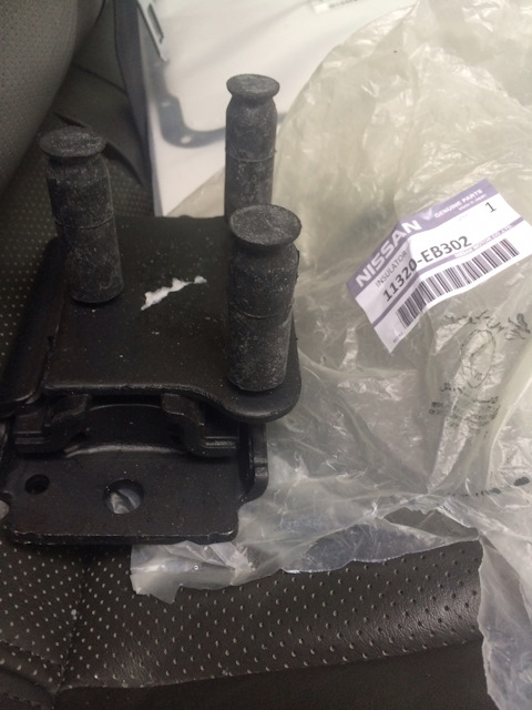 11320EB302 ПОДУШКА ДВИГАТЕЛЯ ЗАДНЯЯ. NISSAN INFINITI | Запчасти на DRIVE2