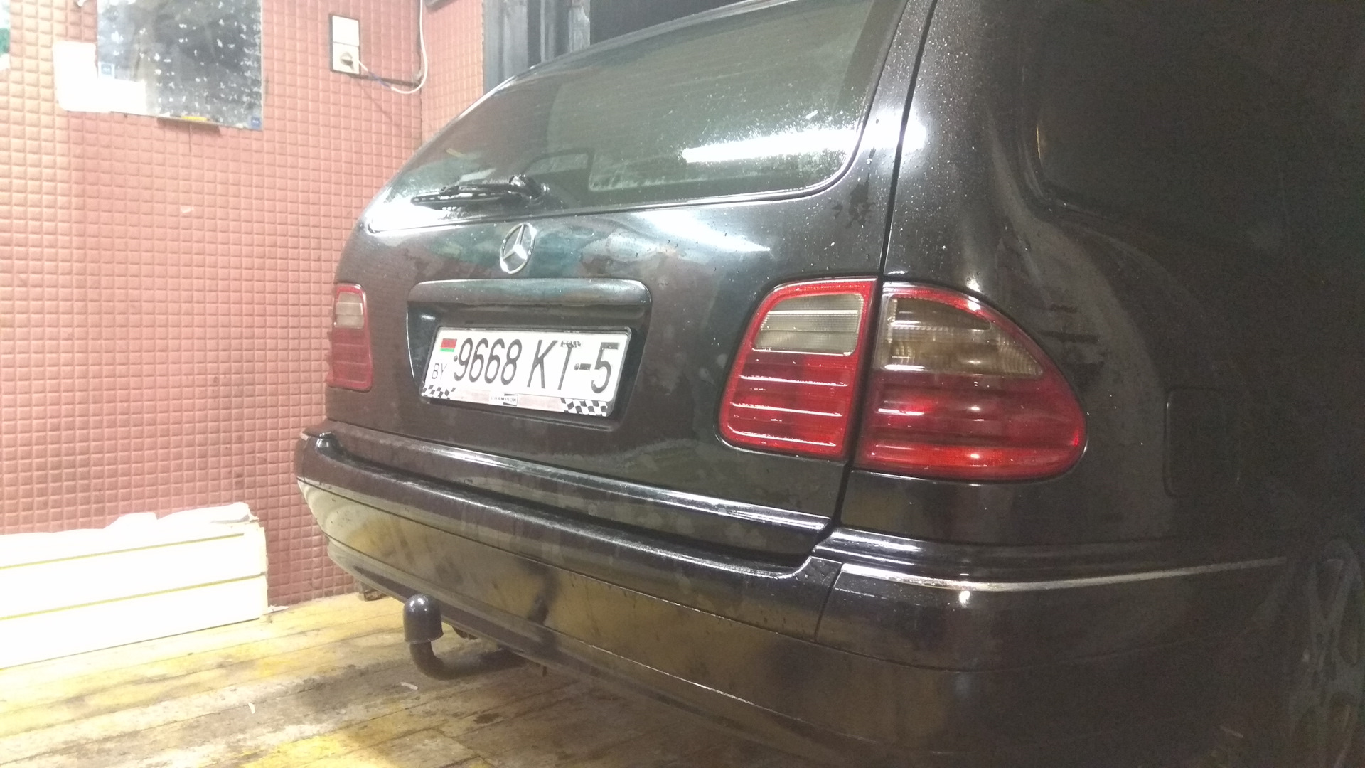 Стопы и пару фоток — Mercedes-Benz E-class (W210), 2,2 л, 2001 года ...