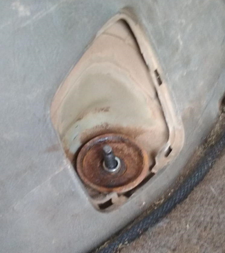 37. Возвращаем былой комфорт или как дилетант за ремонт подвески взялся ...