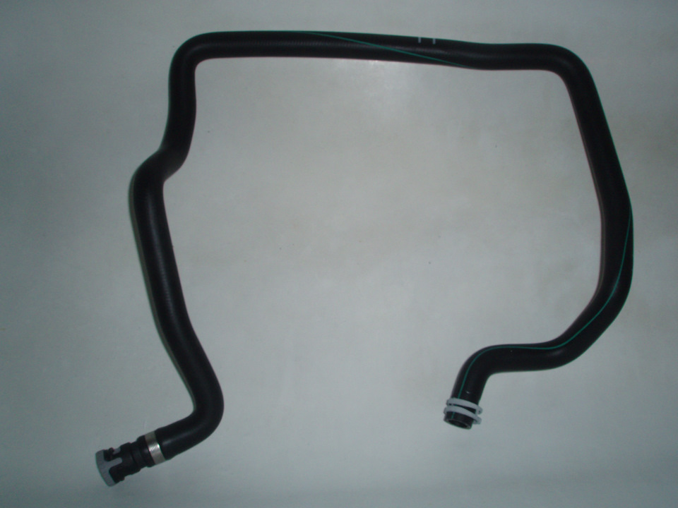 Гаражный ремонт патрубка отопителя FORD 2025166 — Ford Focus Sedan II ...