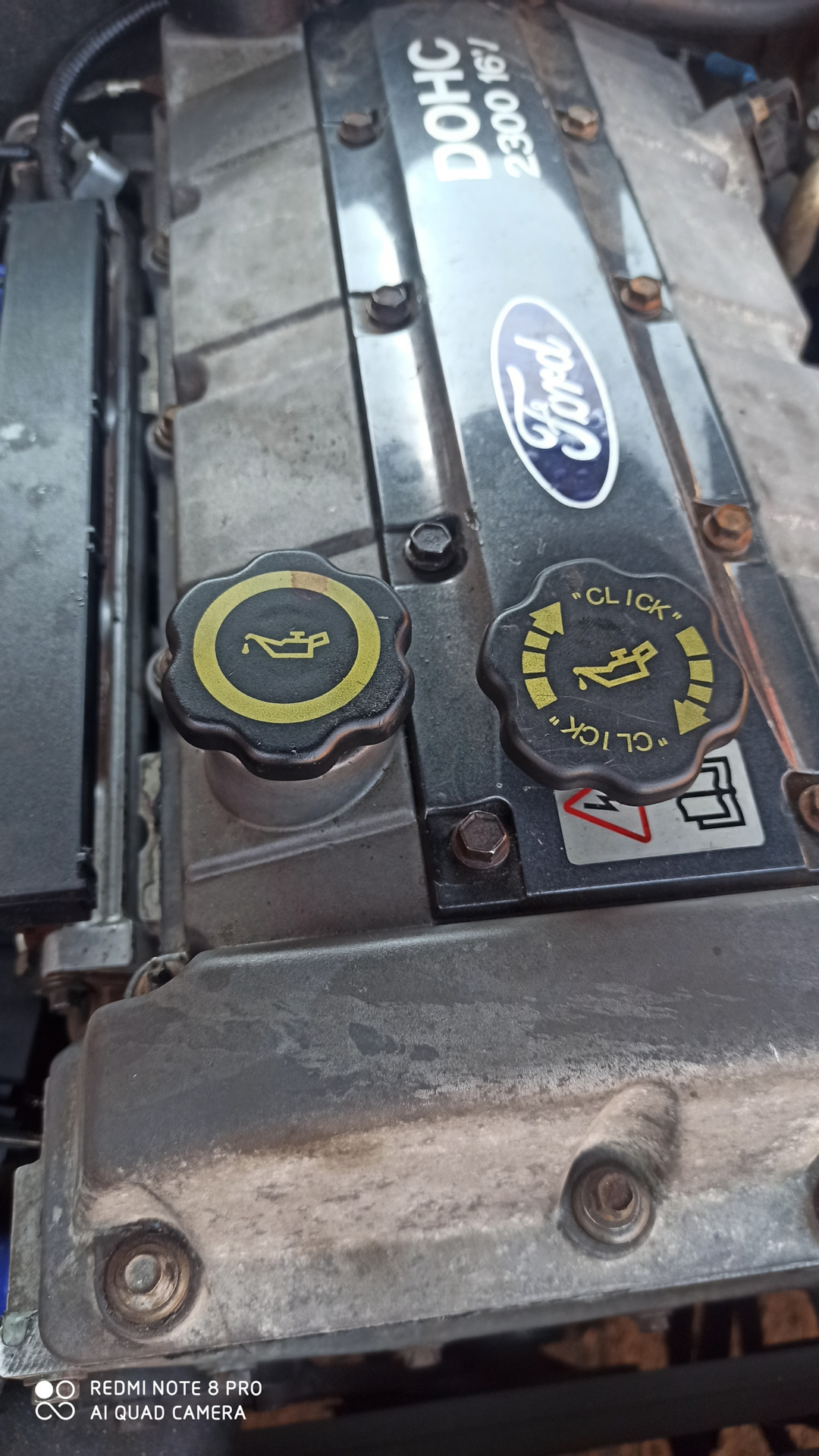 Маслозаливная крышка+по мелочи. — Ford Scorpio II, 2,3 л, 1998 года ...
