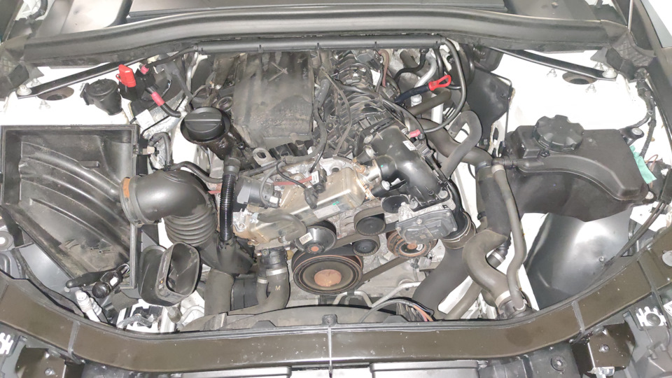 Замена фильтров, ошибка P115D — BMW X1 (E84), 2 л, 2013 года | плановое ...