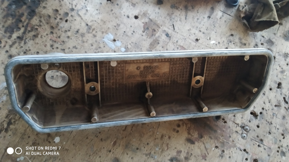 Замена прокладки клапанной крышки — Skoda Fabia Mk1, 1,4 л, 2001 года ...