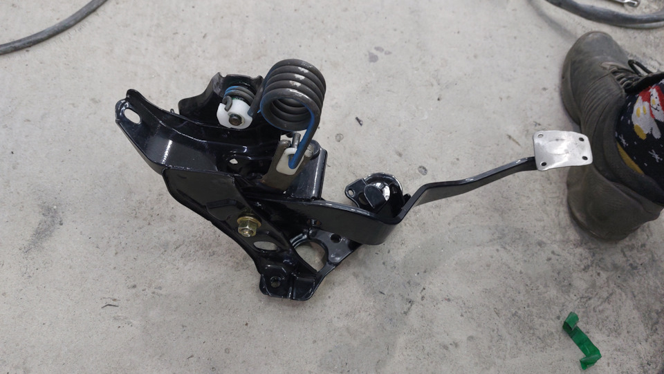 Педаль сцепления st205 GTE левый руль — Toyota Celica (200), 2 л, 1995 ...