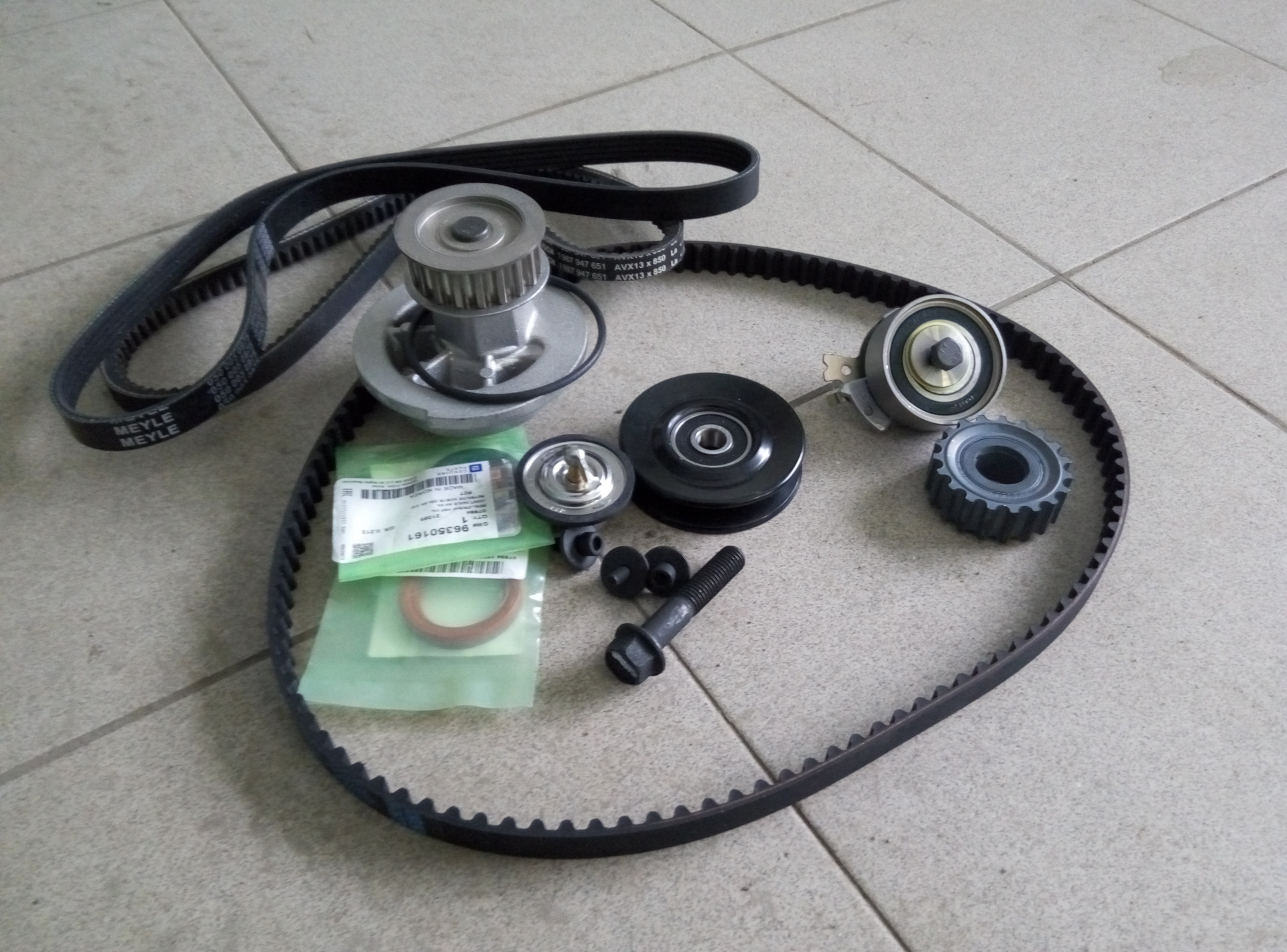 Замена ремня ГРМ — Chevrolet Lanos, 1,5 л, 2008 года | плановое ТО | DRIVE2