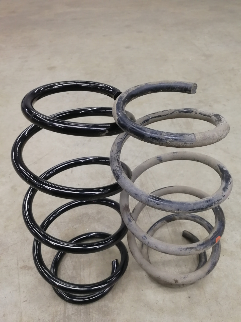 8. Перетряхнул подвеску спереди в поиске стука + мойка радиаторов паром ...