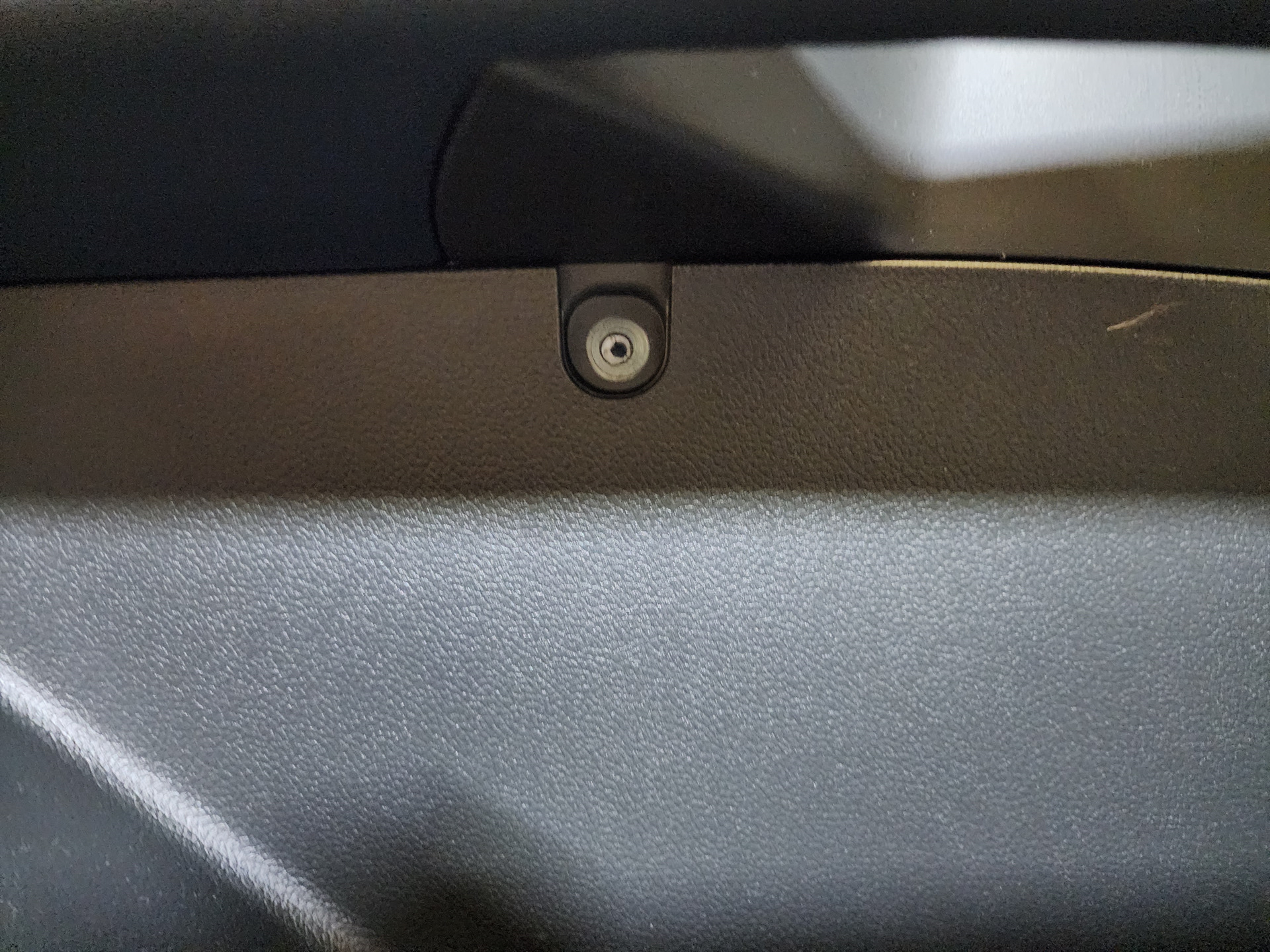 Доводчики дверей на Voyah Free — Voyah Free, 1,5 л, 2023 года ...