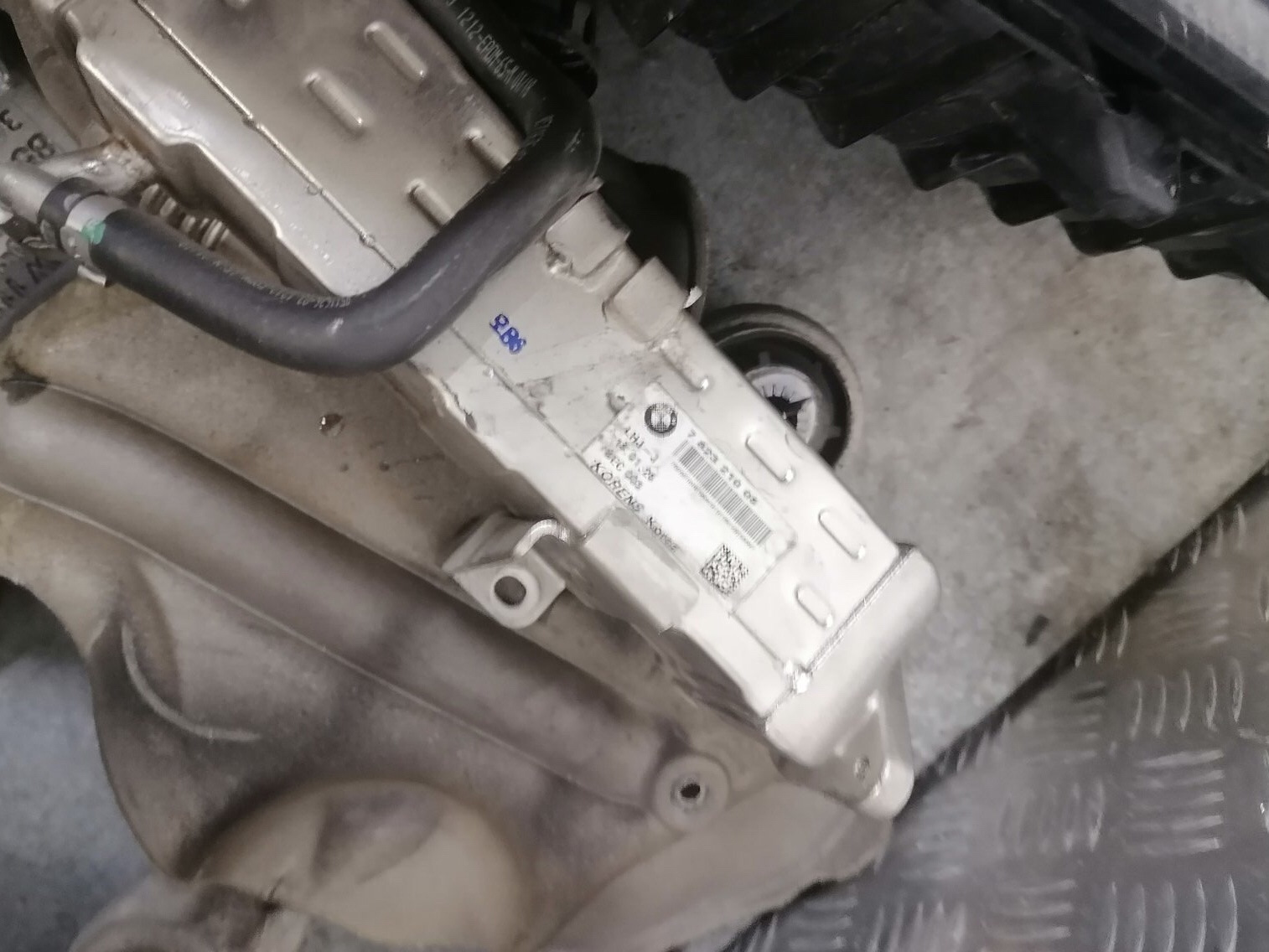 #4 Замена ЕГР BMW F30/F31 — (высокотемпературного) радиатора системы ...