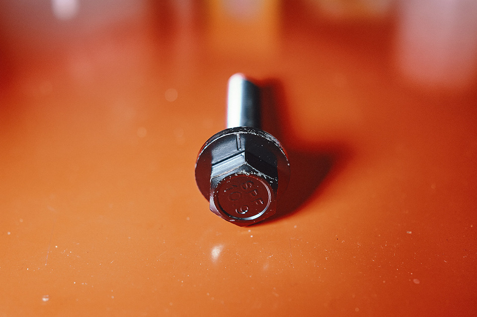 MN147054 Вал карданный в сборе Mitsubishi | Запчасти на DRIVE2