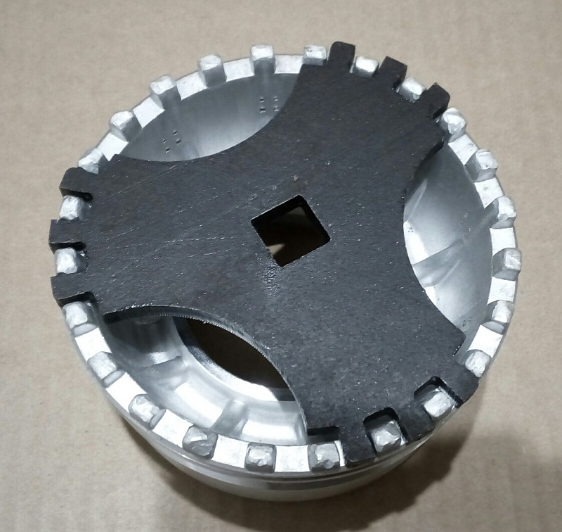 Сервис-ключ дифференциала коробки системы Опель-Лача изготовлен ...