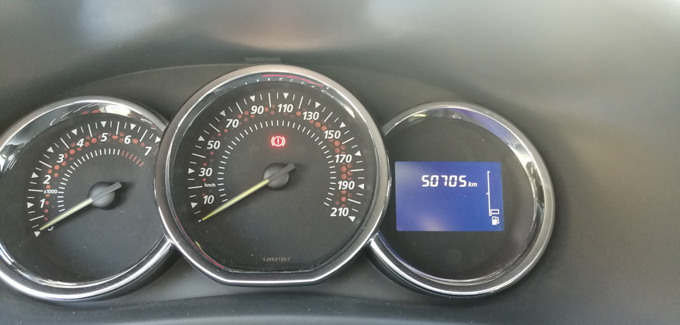 Расширенное ТО и замена ремней генератора, и грм — Renault Sandero ...