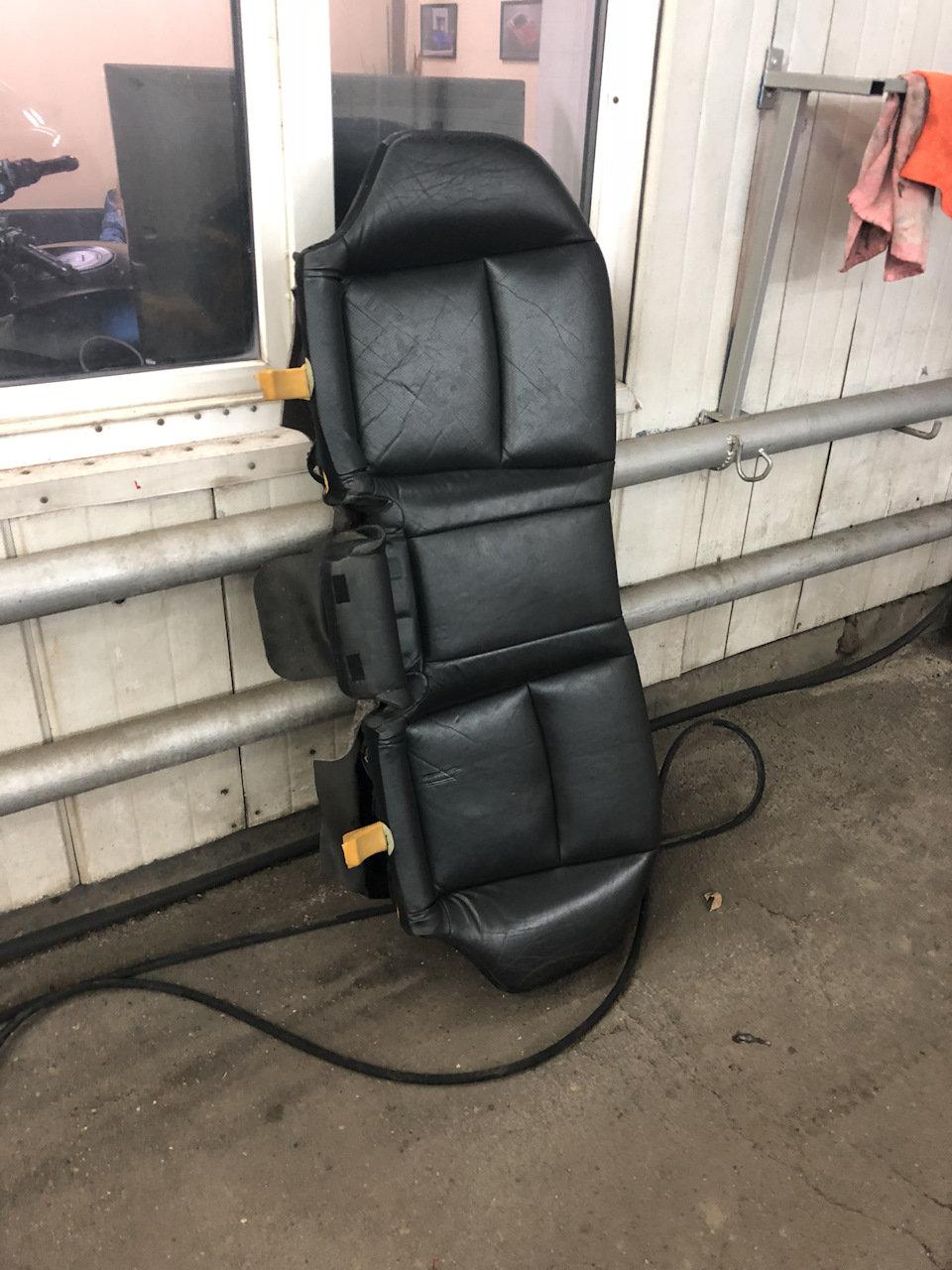 Шланги топливного фильтра, передние тормозные, стояночный тормоз ...