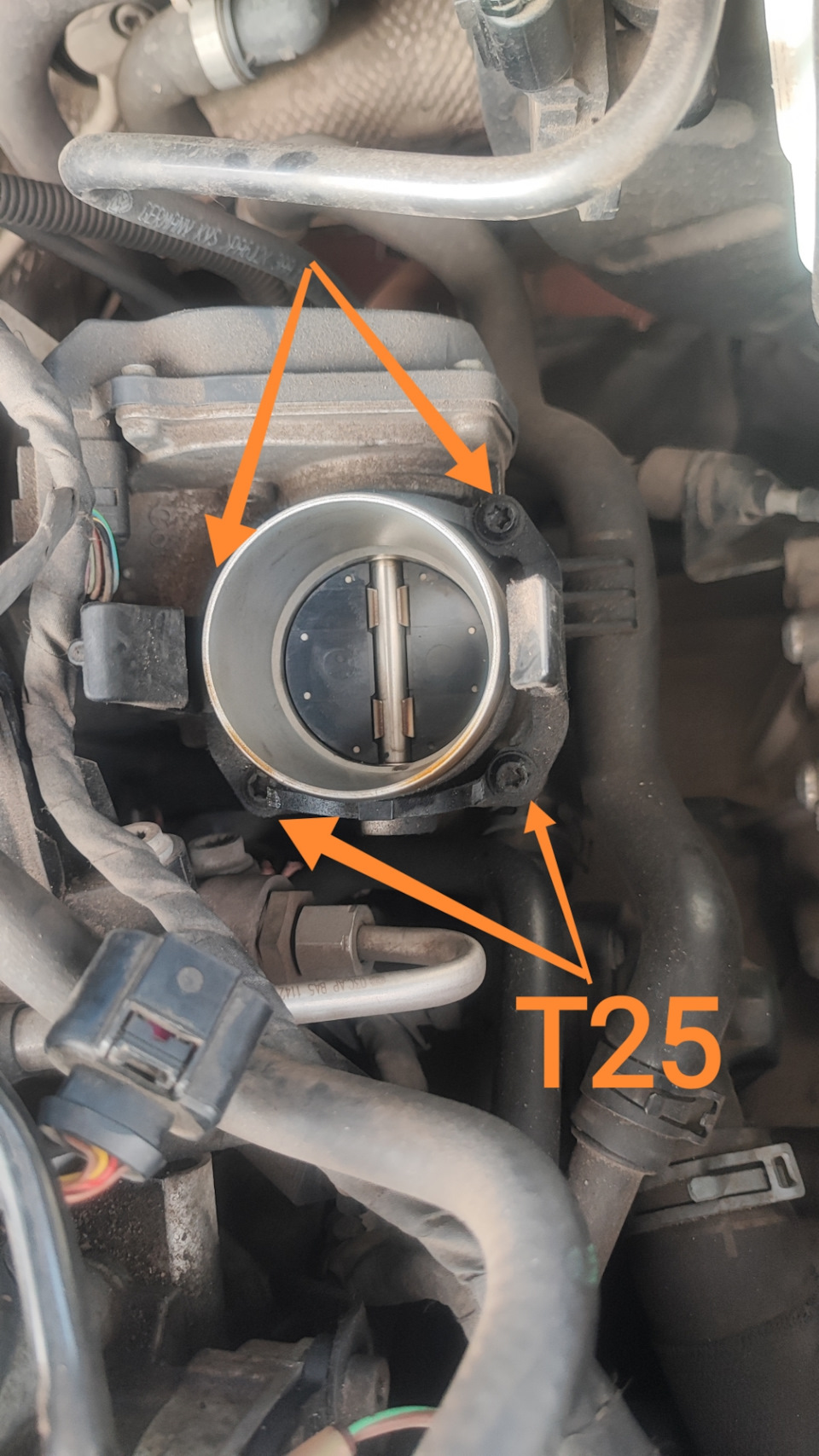 Чистка дроссельной заслонки Volkswagen Passat B7 — Volkswagen Passat B7 ...