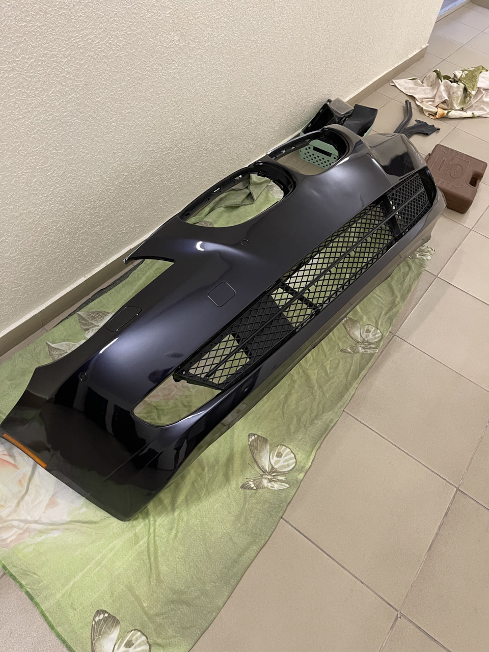 Рестайлинг передний бампер — BMW 5 series (E60), 3 л, 2004 года ...