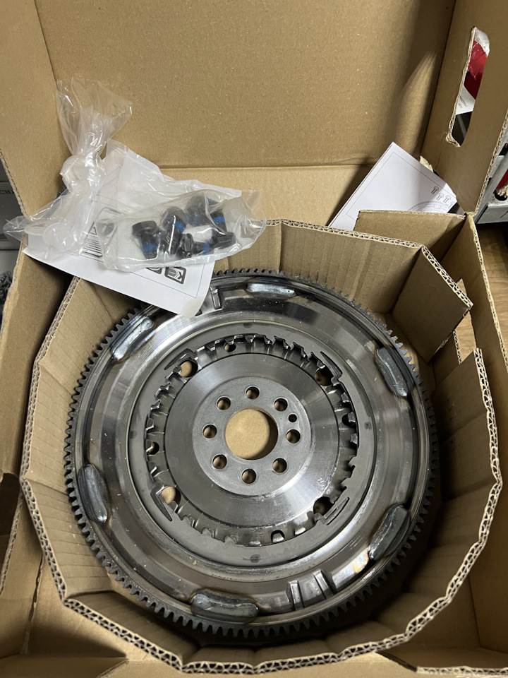 415084409 Маховик LUK | Запчасти на DRIVE2