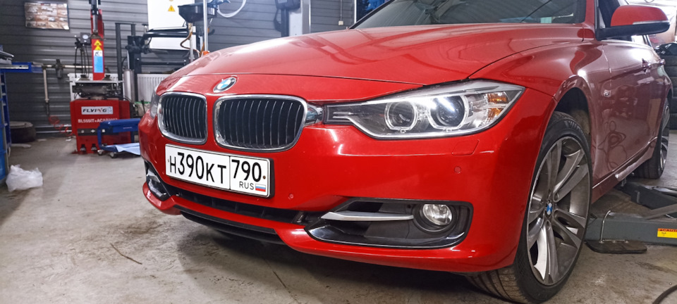 Воздуховоды тормозов — BMW 3 series (F30), 2 л, 2012 года | тюнинг | DRIVE2