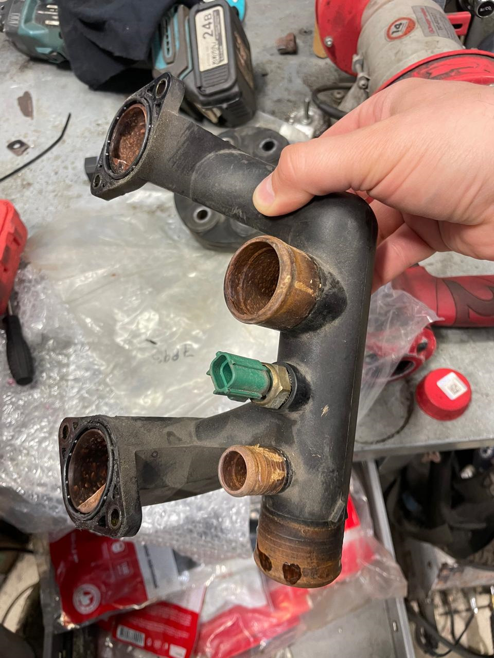 Муфта и что-то из охлаждения — Jaguar XJ Mark 2, 4 л, 1998 года | визит ...