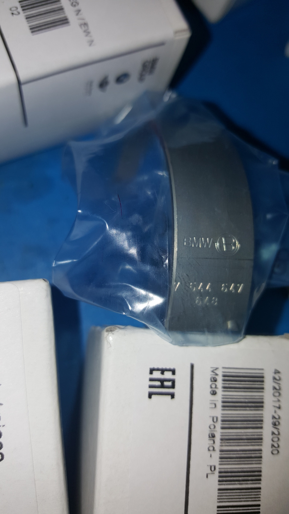 блок . впуск. вкладышы. — BMW X5 (E53), 4,8 л, 2004 года | запчасти ...