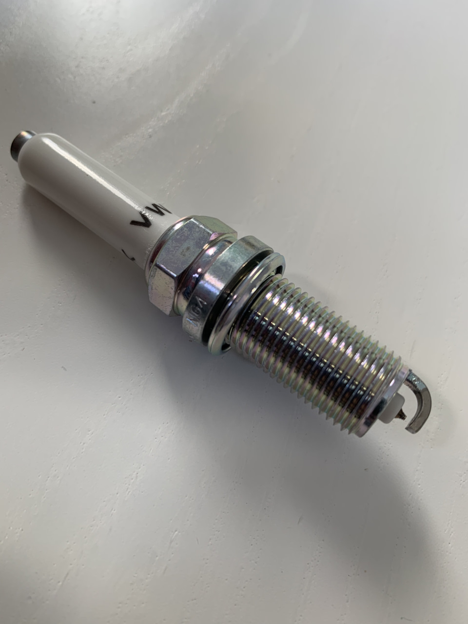 Свечи VAG 06K905601B — Skoda Kodiaq, 2 л, 2020 года | плановое ТО | DRIVE2