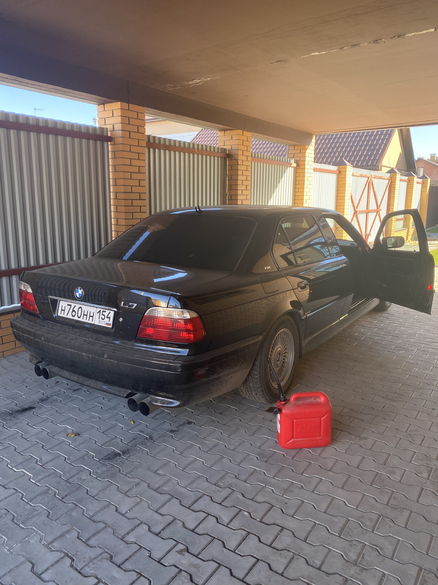 Расход V12 — BMW 7 series (E38), 5,4 л, 2000 года | заправка | DRIVE2