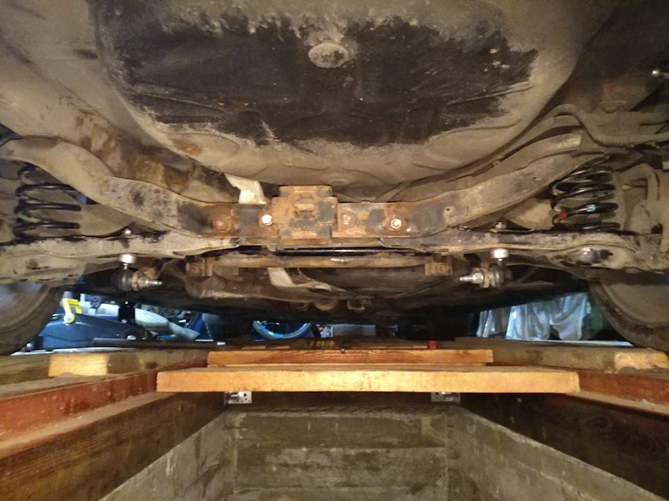 Улучшение задней подвески — Ford Focus Hatchback II, 2 л, 2006 года ...