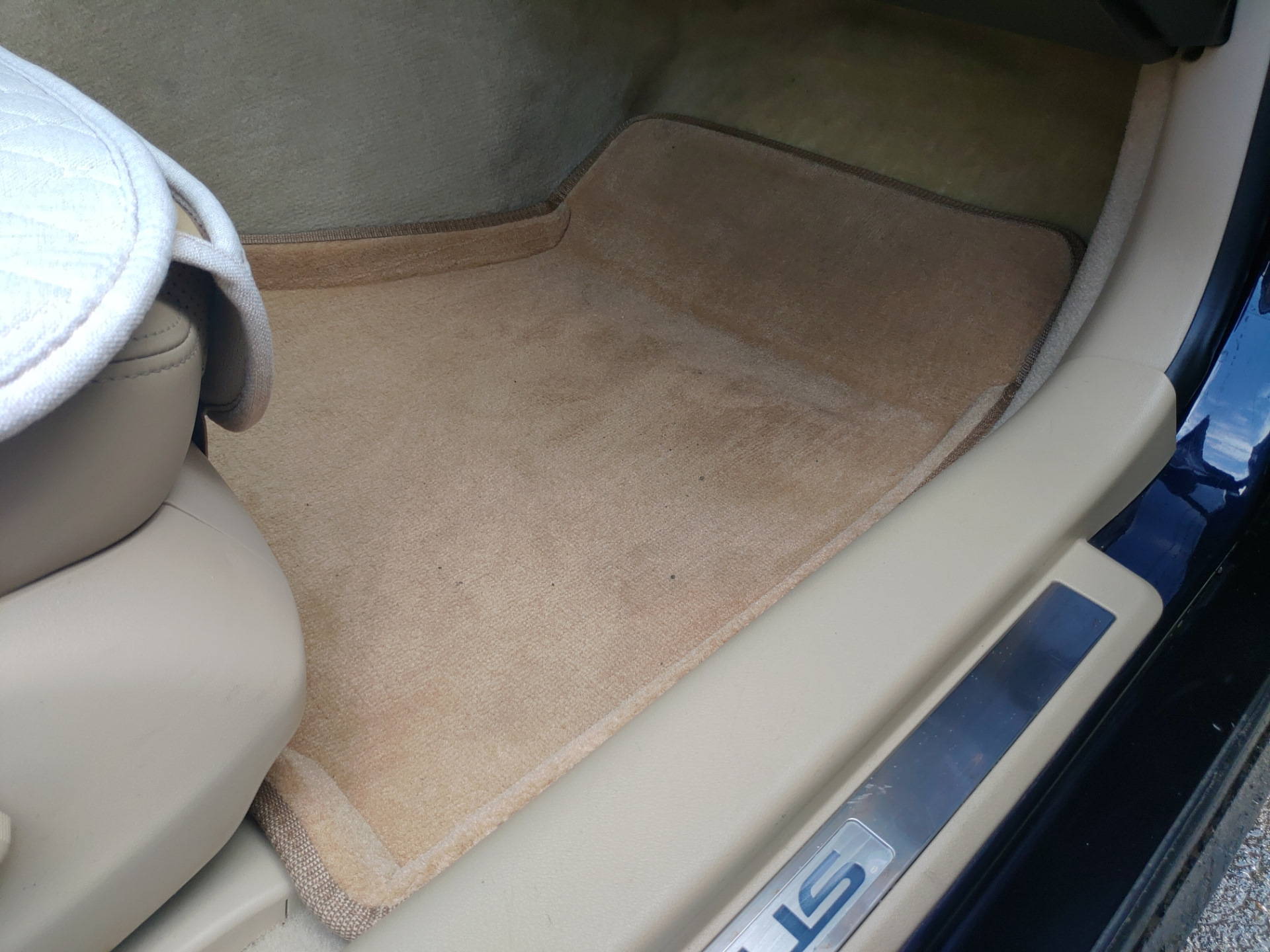 Крючки для резиновых ковриков. Ковры текстильные. — Lexus IS II, 2,5 л ...