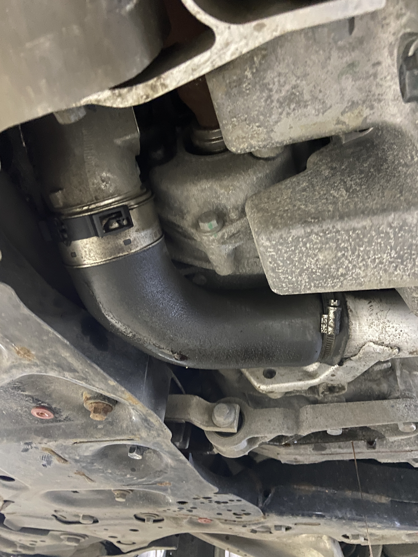 52’000 км — замена жидкостей и тормозов — Volvo XC60 (2G), 2 л, 2020 ...