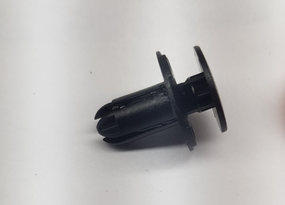 Аналог клипсы 865952Т500 — Hyundai Elantra (6G), 1,6 л, 2019 года ...