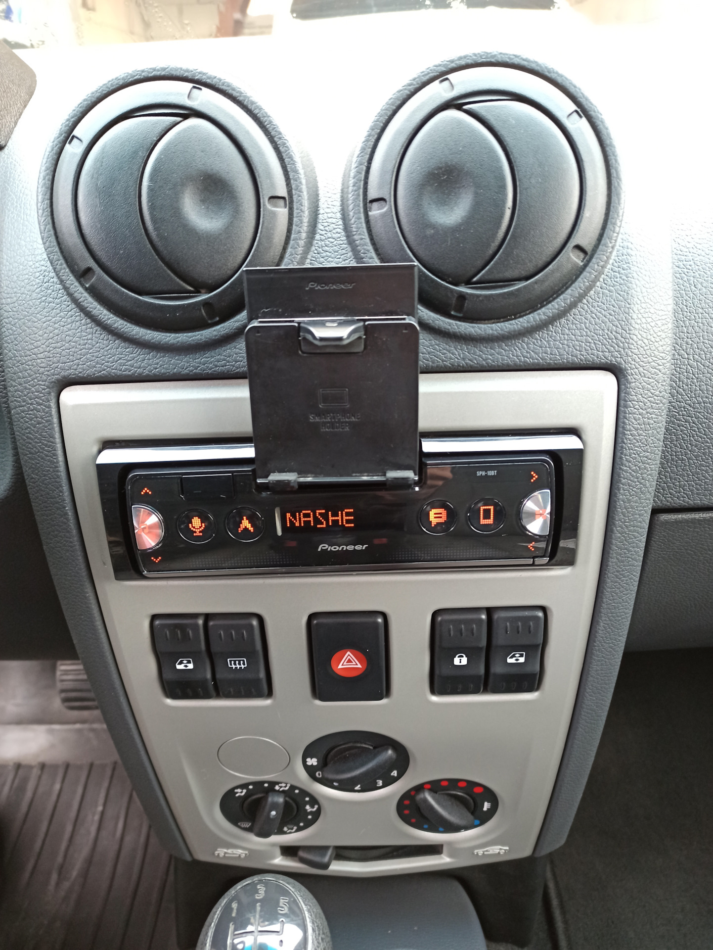 Установка усилителя ACV LX-2.60 и задних колонок. — Renault Logan (1G), 1,6 л., 2007 года ...