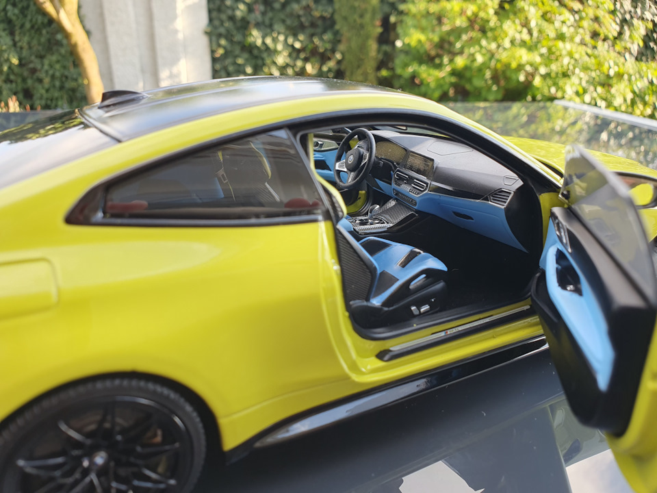 Onlyfans) BMW M4 (G82), Minichamps 1:18 — Сообщество «Масштабные Модели ...