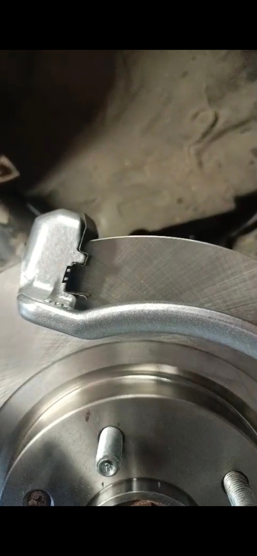 Ревизия передних суппортов. — Hyundai Santa Fe (3G), 2,2 л, 2017 года ...