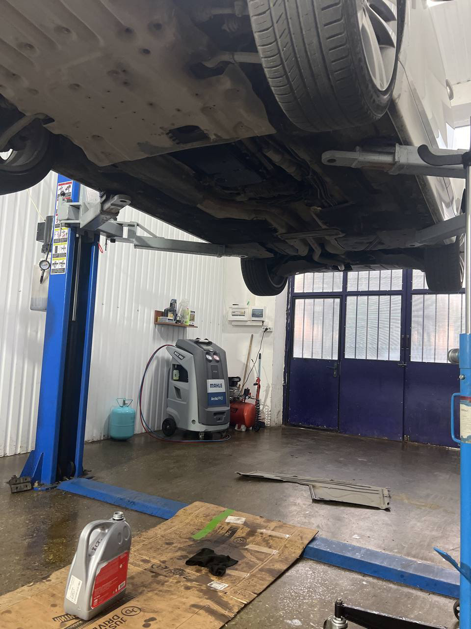 Замена масла в АКПП — BMW 3 series (F30), 2 л, 2013 года | плановое ТО ...