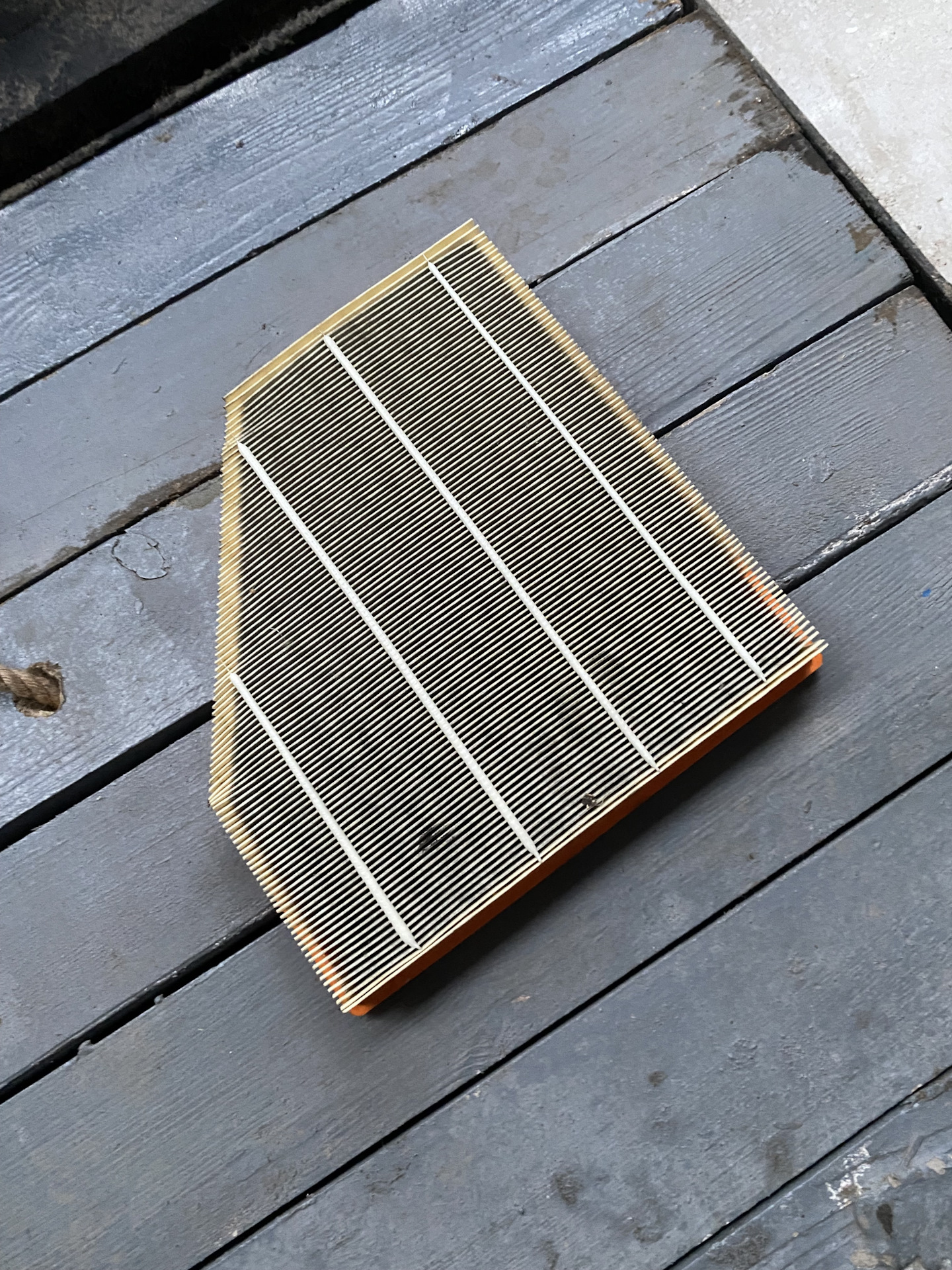 Замена воздушного фильтра и мойка двигателя — BMW 4 series (F32), 2 л ...