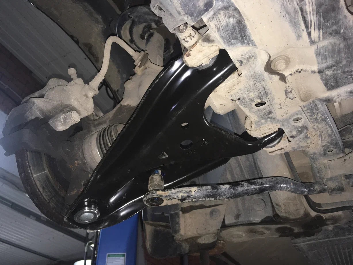 Передние рычаги Renault Logan 2 — DRIVE2