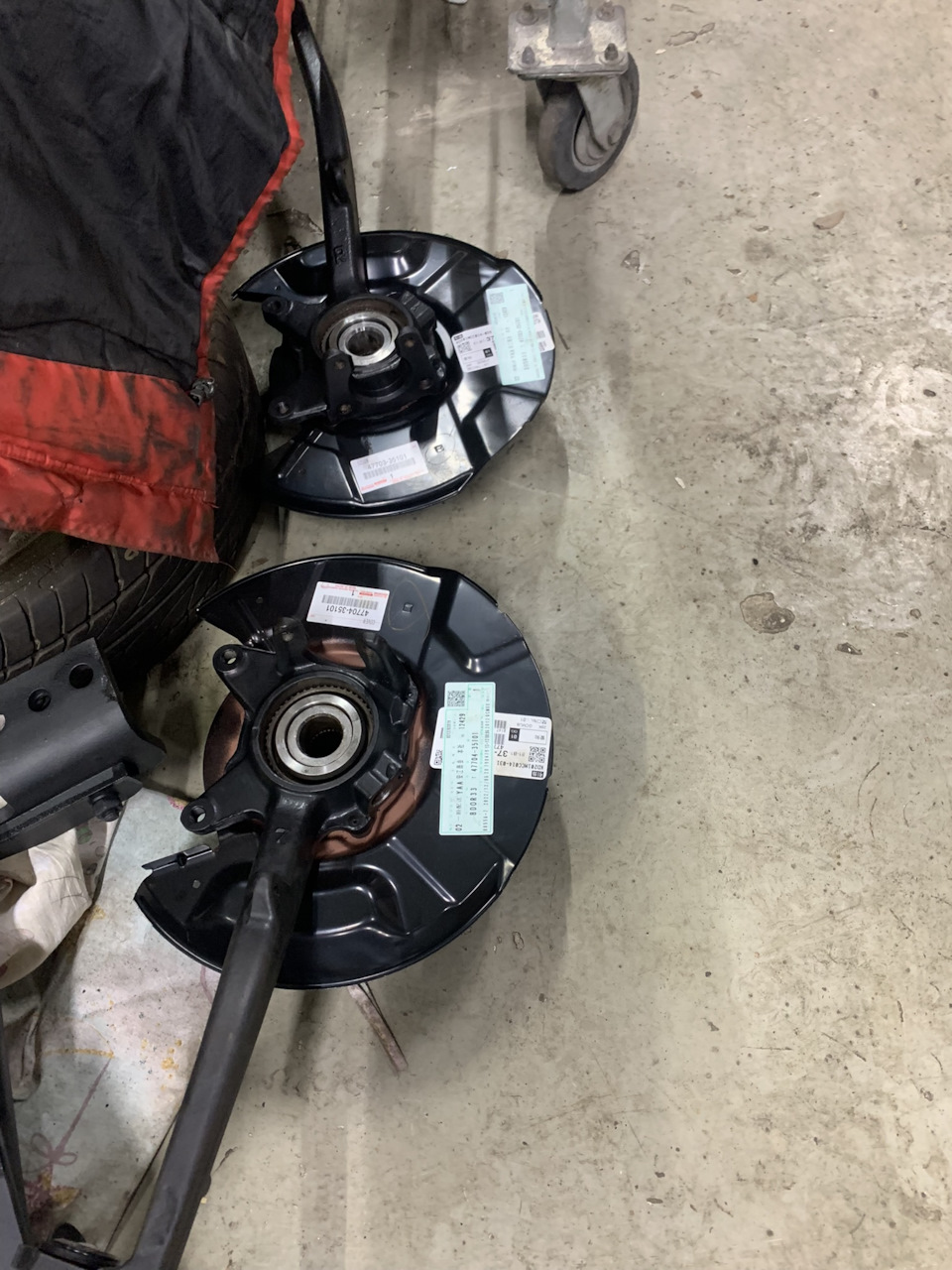 Рычаги и кулаки покраска, сборка — Toyota Land Cruiser Prado 90-series ...