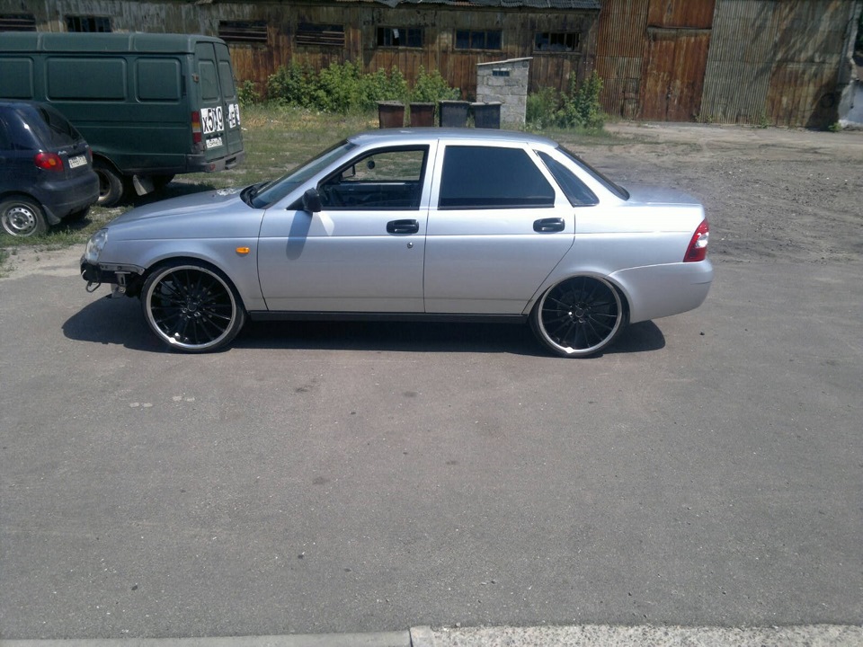 Мои колеса в хороших руках. — Lada 21099, 2003 года | колёсные диски ...